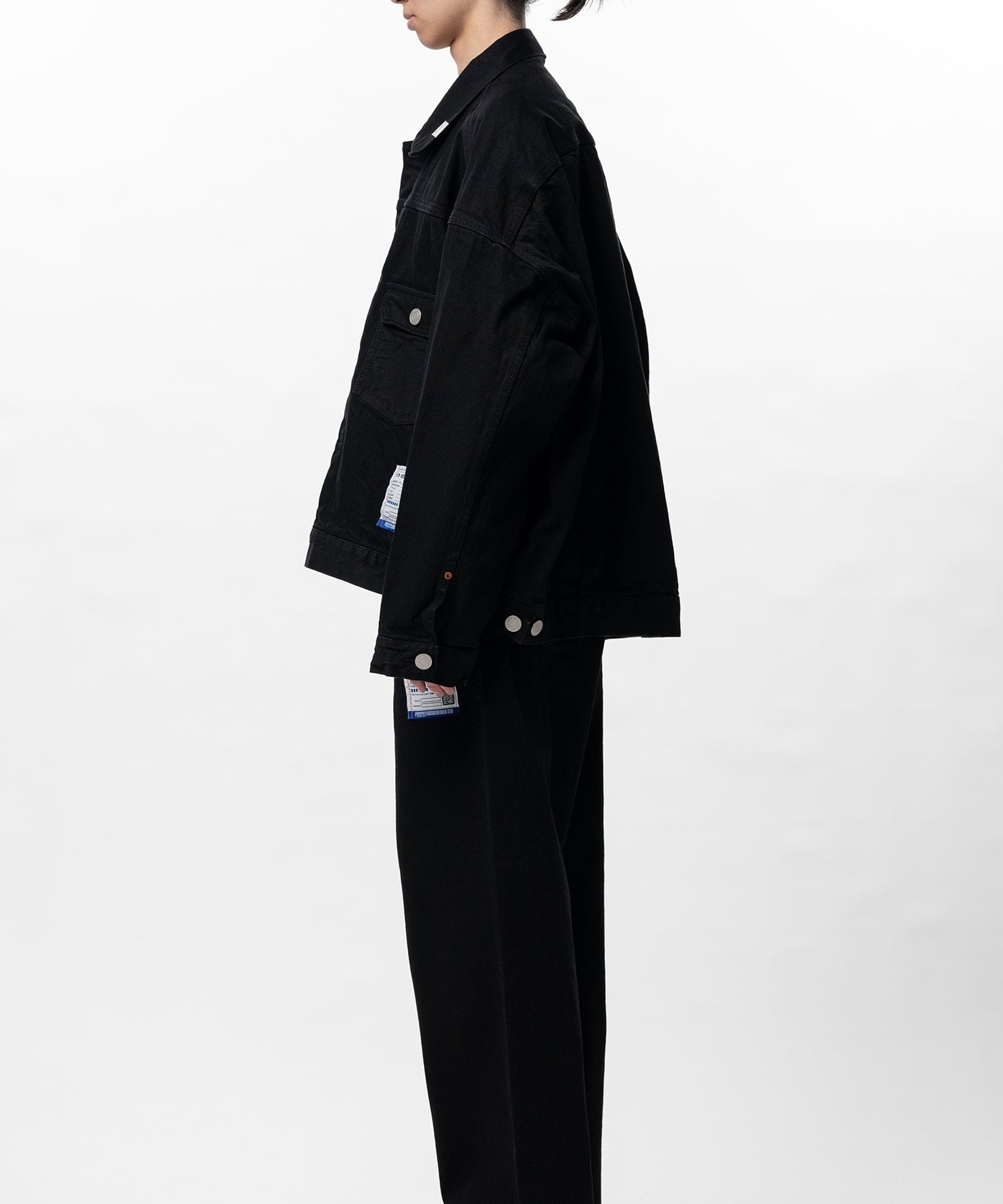 ONE WASHED SELVAGE DENIM JACKET | in・stru(men-tal)